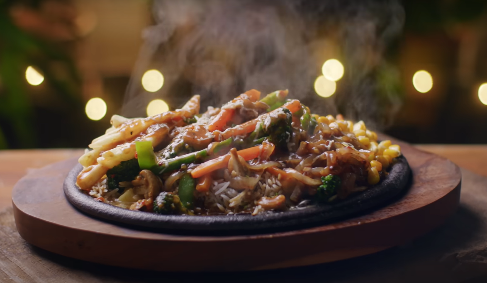 Veg Sizzler With Garlic Pepper Sauce Recipe - Quick khaana